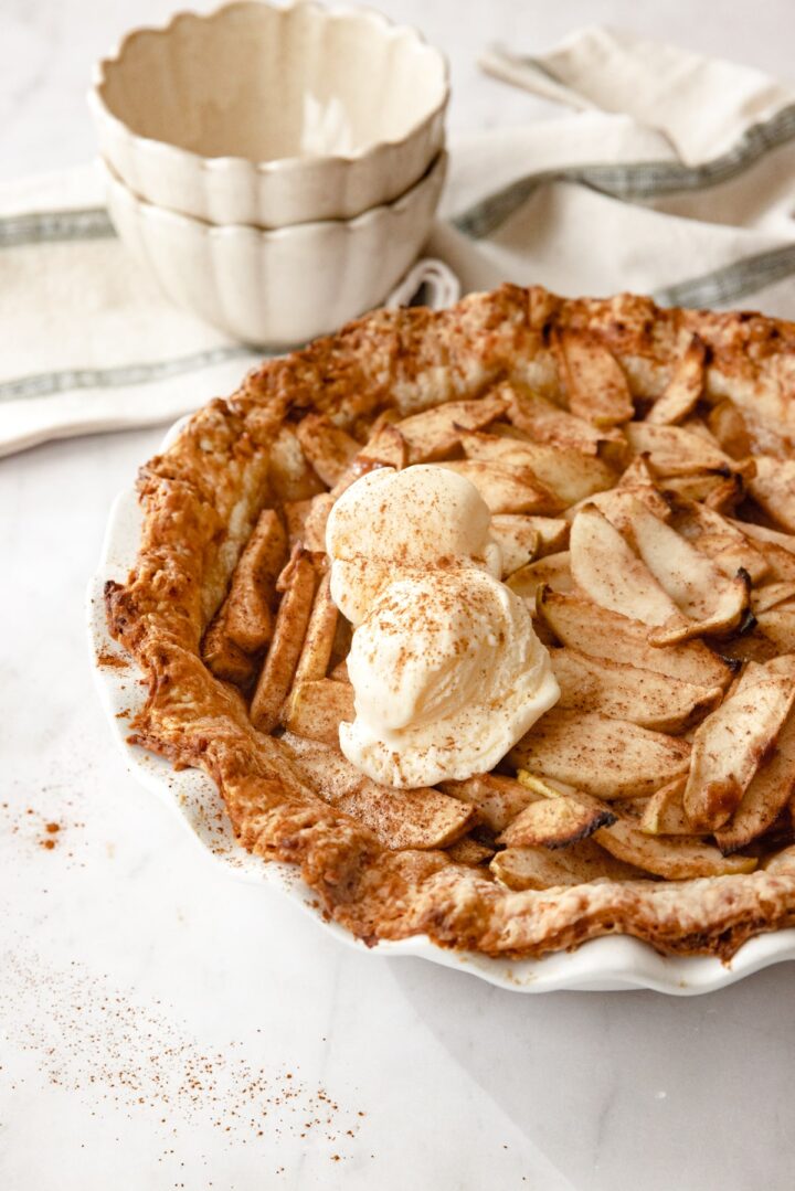 The BEST Apple Cheddar Cheese Pie Recipe - White Kitchen Red Wine