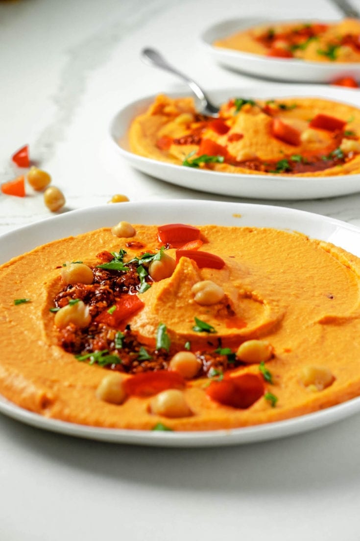 Spicy Red Pepper Hummus Recipe - White Kitchen Red Wine
