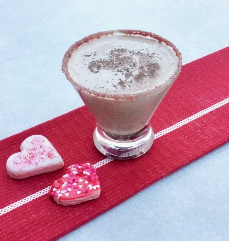 Best Drinks For Girls Night - White Kitchen Red Wine