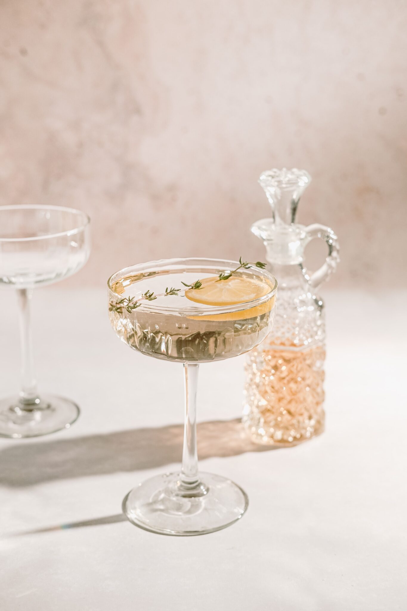 Easy & Elegant French Gimlet Recipe - White Kitchen Red Wine