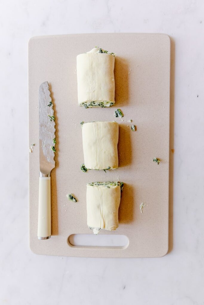 The Best Spinach and Ricotta Rolls (With Puff Pastry!) - White Kitchen ...
