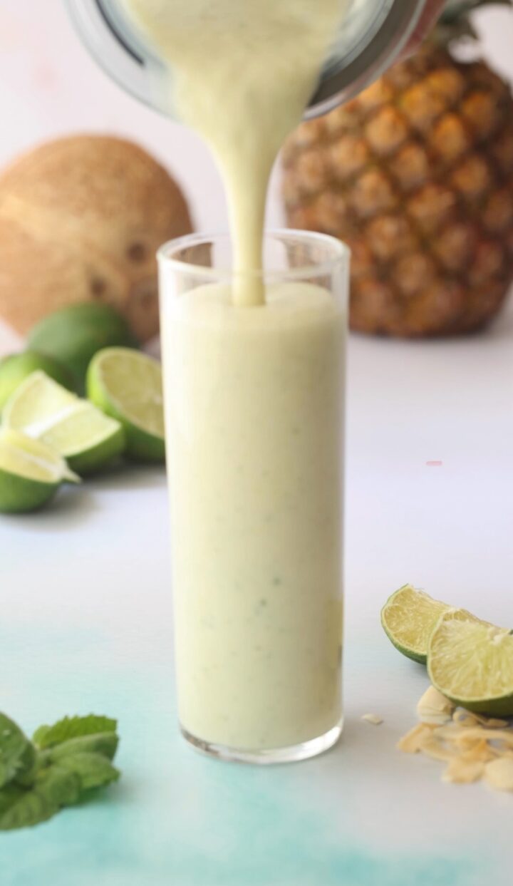 Easy Blended Coconut Mojitos With Pineapple - White Kitchen Red Wine