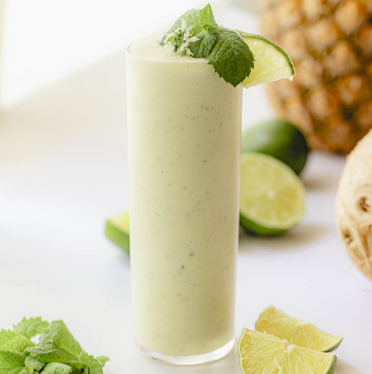 Easy Blended Coconut Mojitos With Pineapple - White Kitchen Red Wine